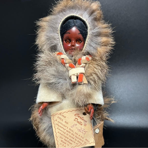 Toys | Rare Carlson Dolls Native American Doll With Genuine Fur Outfit ...